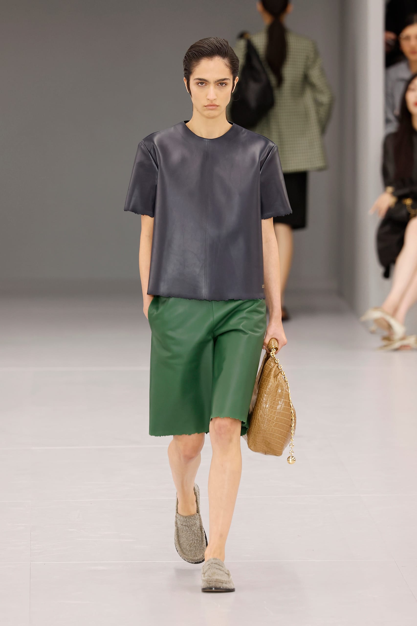 Loewe Spring／Summer 2024 Ready To Wear Look 19 - With All Respect